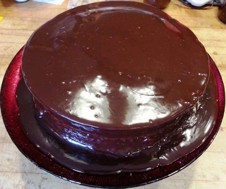 Recipe: Jala Jala Chocolate Chocolate Ganache Cake with Fresa Fire ...