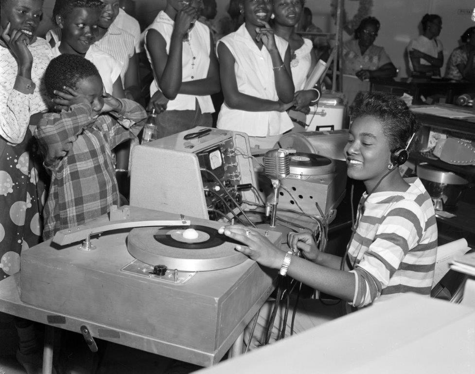 New exhibit in Montgomery highlights 'Alabama Radio Moments' - Alabama ...