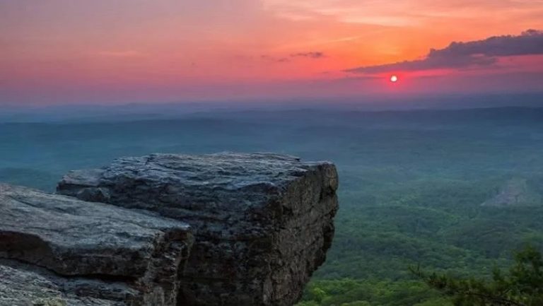Visit Cheaha Mountain, the highest point in Alabama - Alabama News Center