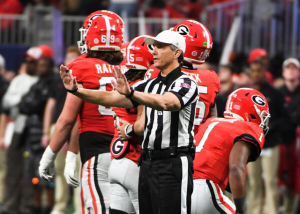 For SEC referee Steve Marlowe, the 2024-25 college football season was ...