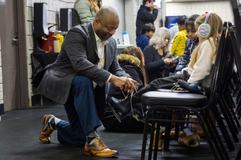 Pelham, Alabama, kindergartners enjoy ice skating as part of PE program ...