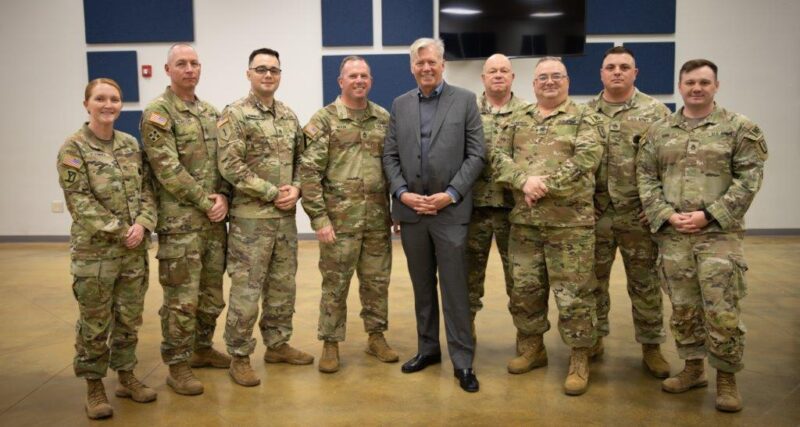 ‘To Catch a Predator’ host Chris Hansen meets future military police at ...