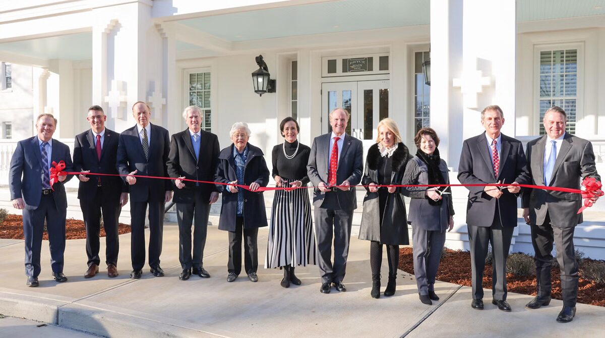 Stuart Bell's presidency at the University of Alabama marked by ...