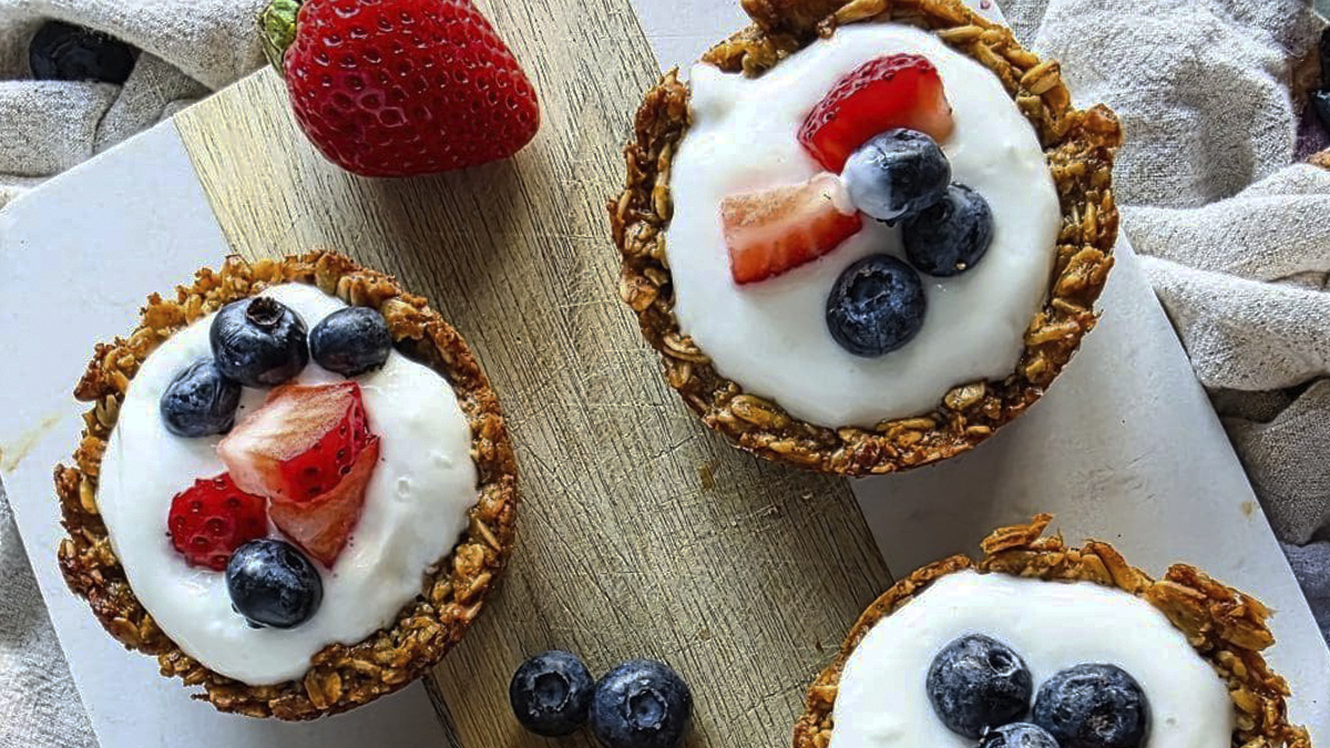 Recipe: Mini Breakfast Granola Yogurt Cups - Alabama News Center